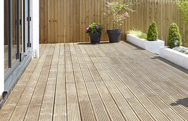 Decking & Patios – Buéno's Carpentry